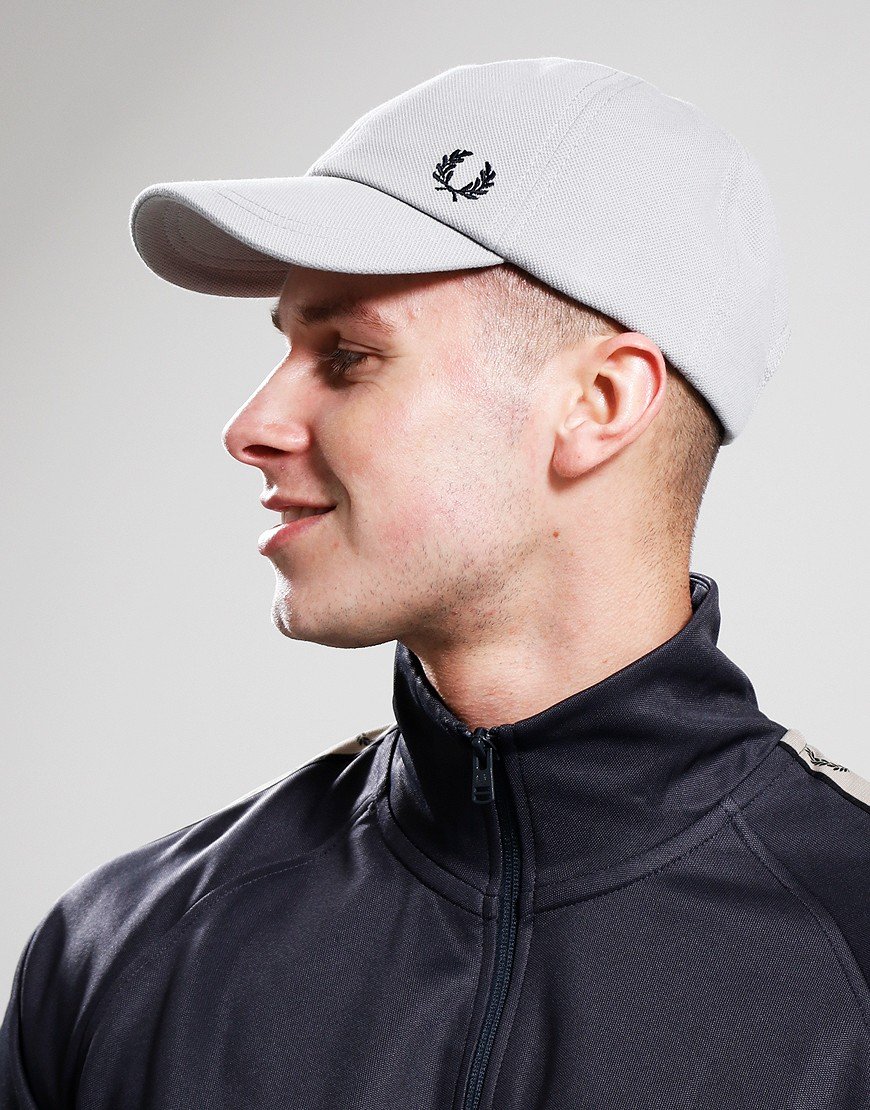 Fred Perry Pique Classic Cap Limestone/Black - Terraces Menswear
