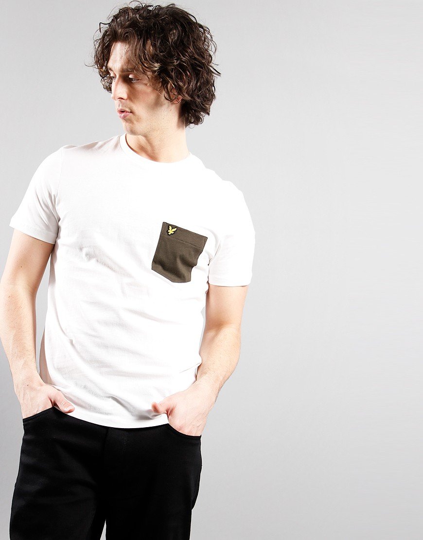 Lyle & Scott Contrast Pocket T-shirt Off White Trek Green - Terraces ...